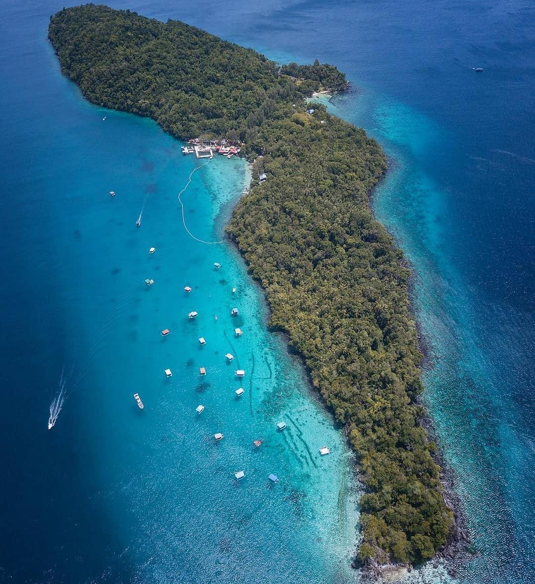 5 Pulau Kecil Terindah di Indonesia - Travelidh