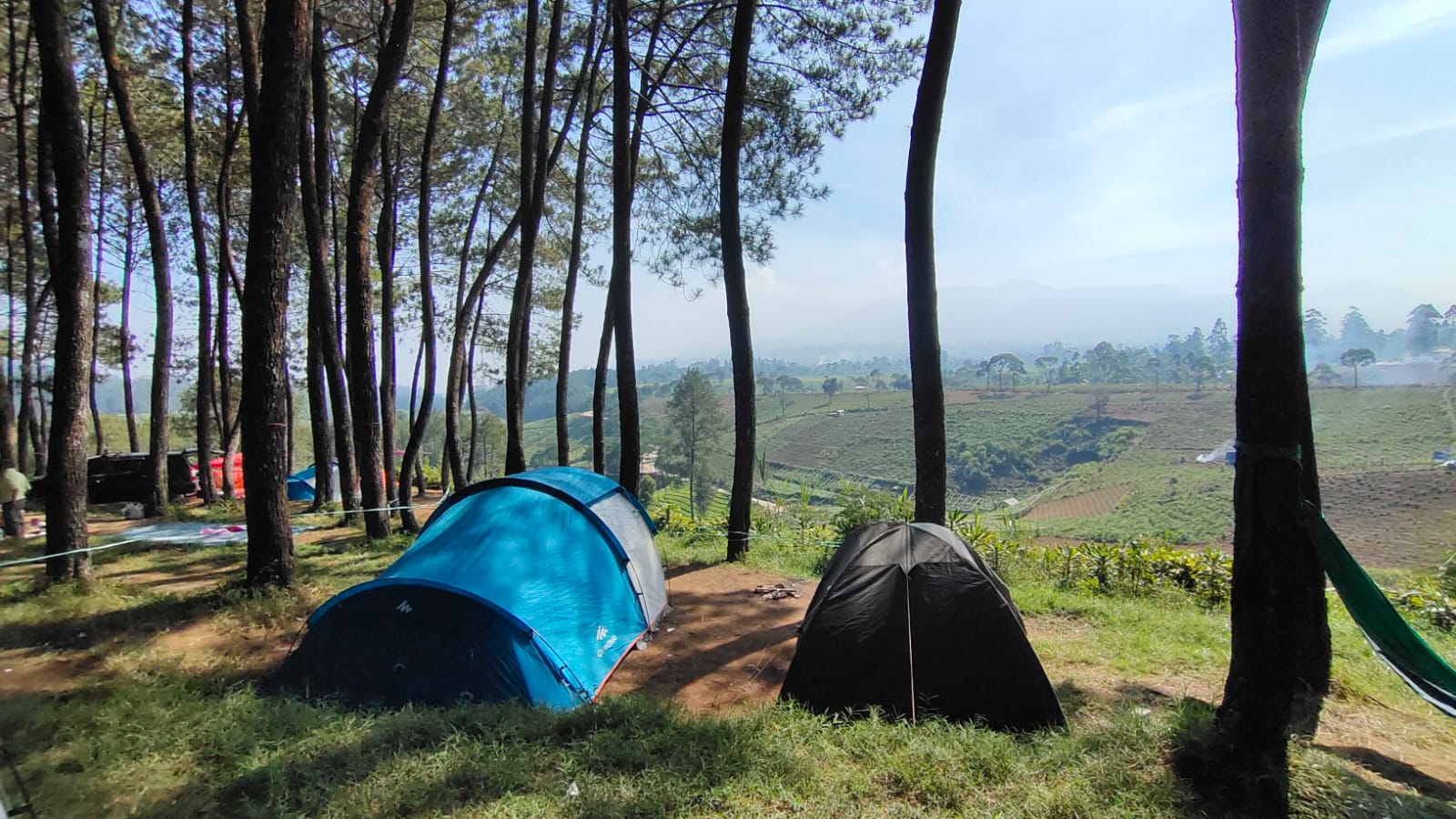 5 Tempat Camping di Bandung yang Bikin Adem dan Sejuk - Travelidh