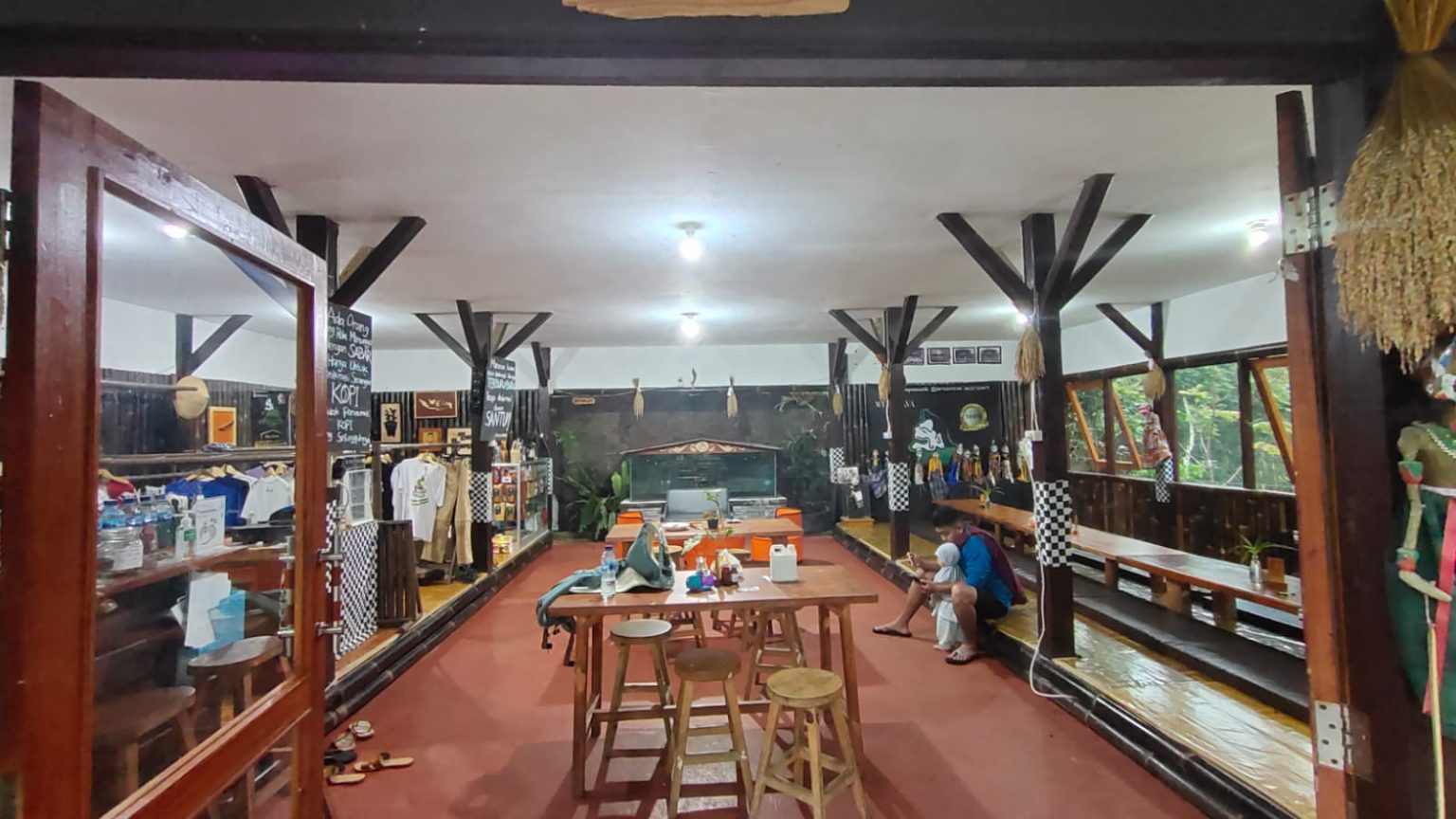 Cupumanik Coffee, Tempat Ngopi yang Sejuk di Bukanagara Subang - Travelidh